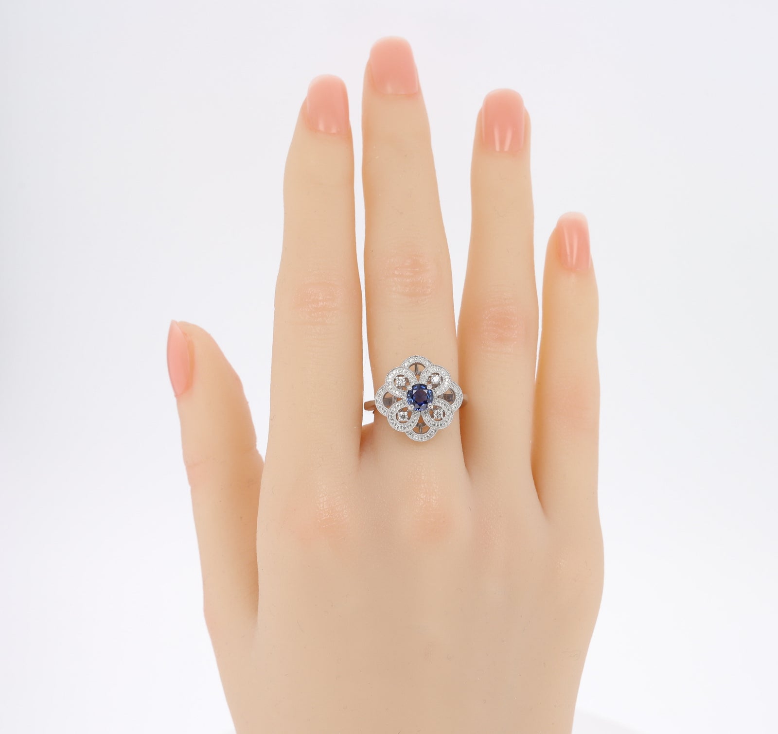 MJC＆ODOLLY 9月誕生石 | 京セラジュエリー オンラインストア